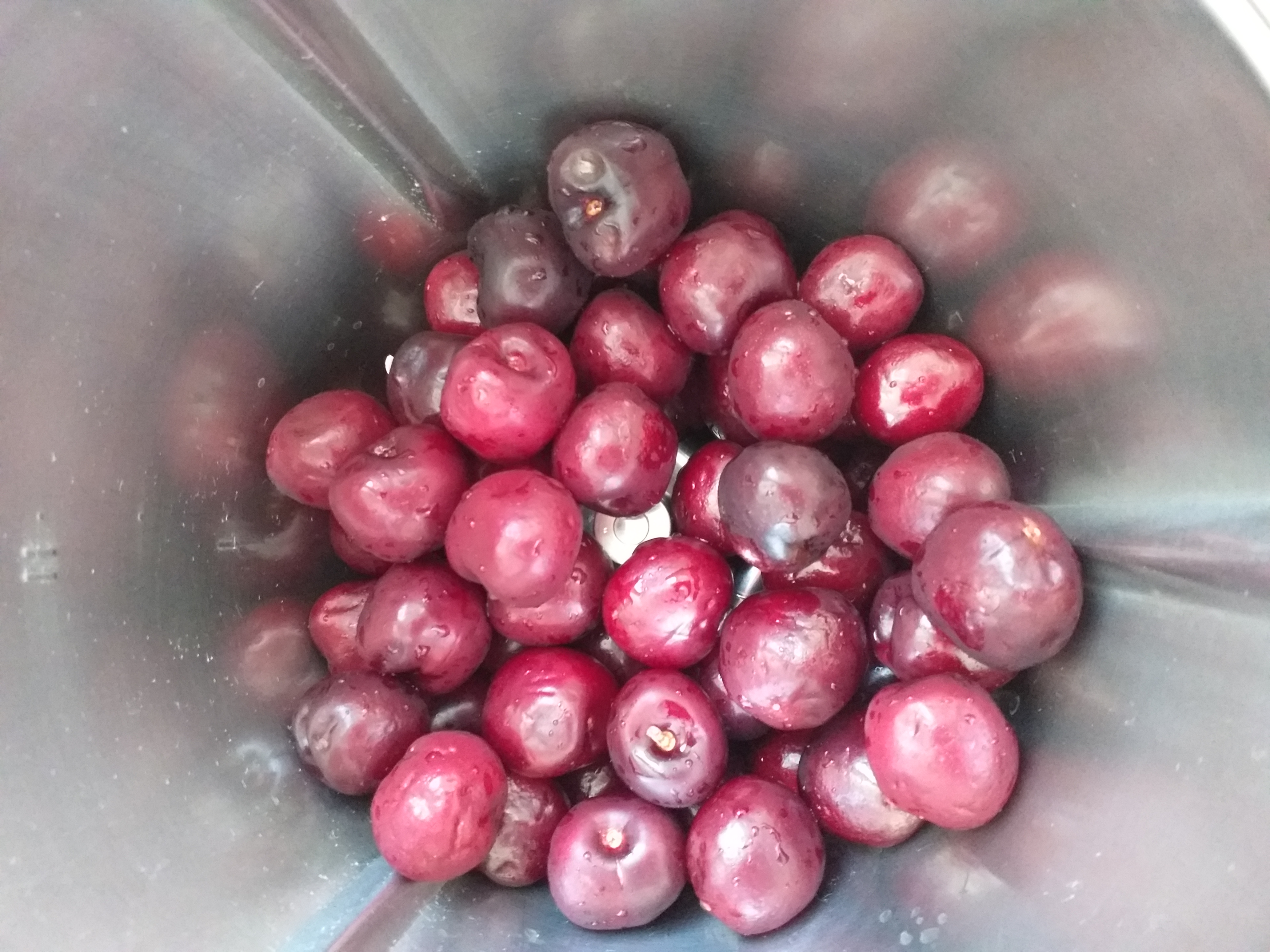 TRUCO PARA DESHUESAR CEREZAS - Trucos - Blog de MªJOSE ORGANVIDEZ ...